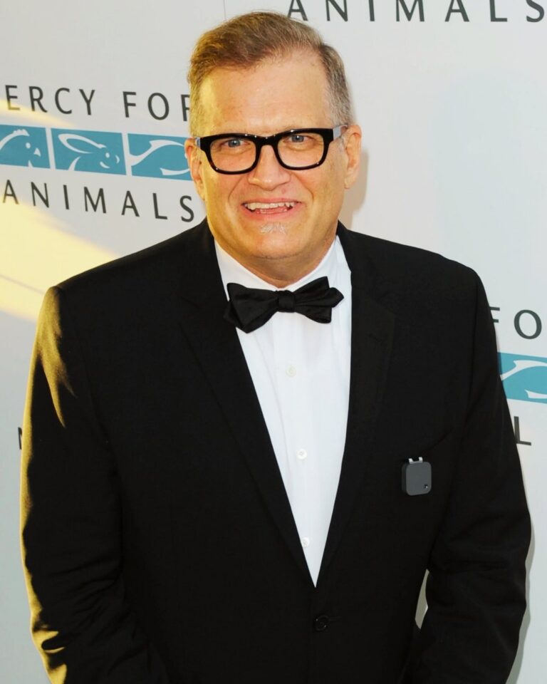 Drew Carey Turns Heads—Here’s How Old the Game Show Icon Is Now - The ...